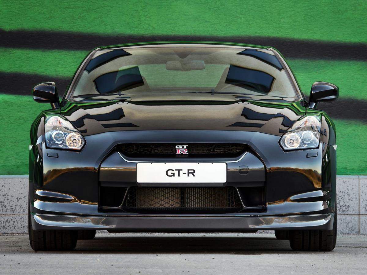 Nissan GT-R 3.8 V6 (486 Hp) 4x4 Automatic